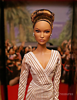 Fashion Dolls at Van's Doll Treasures: Can You Say, J. Lo?