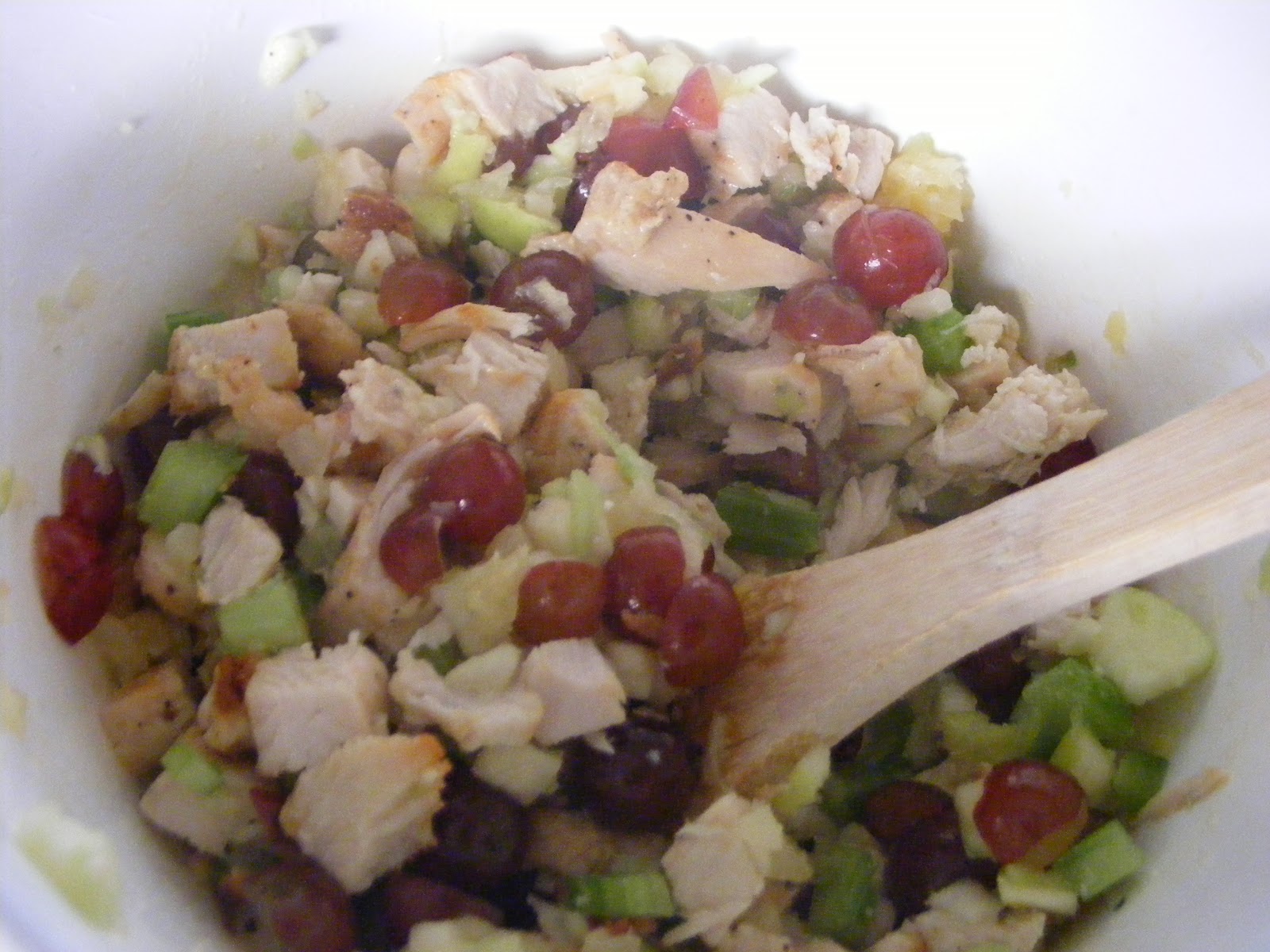 Sami's: Chicken Fruit Salad