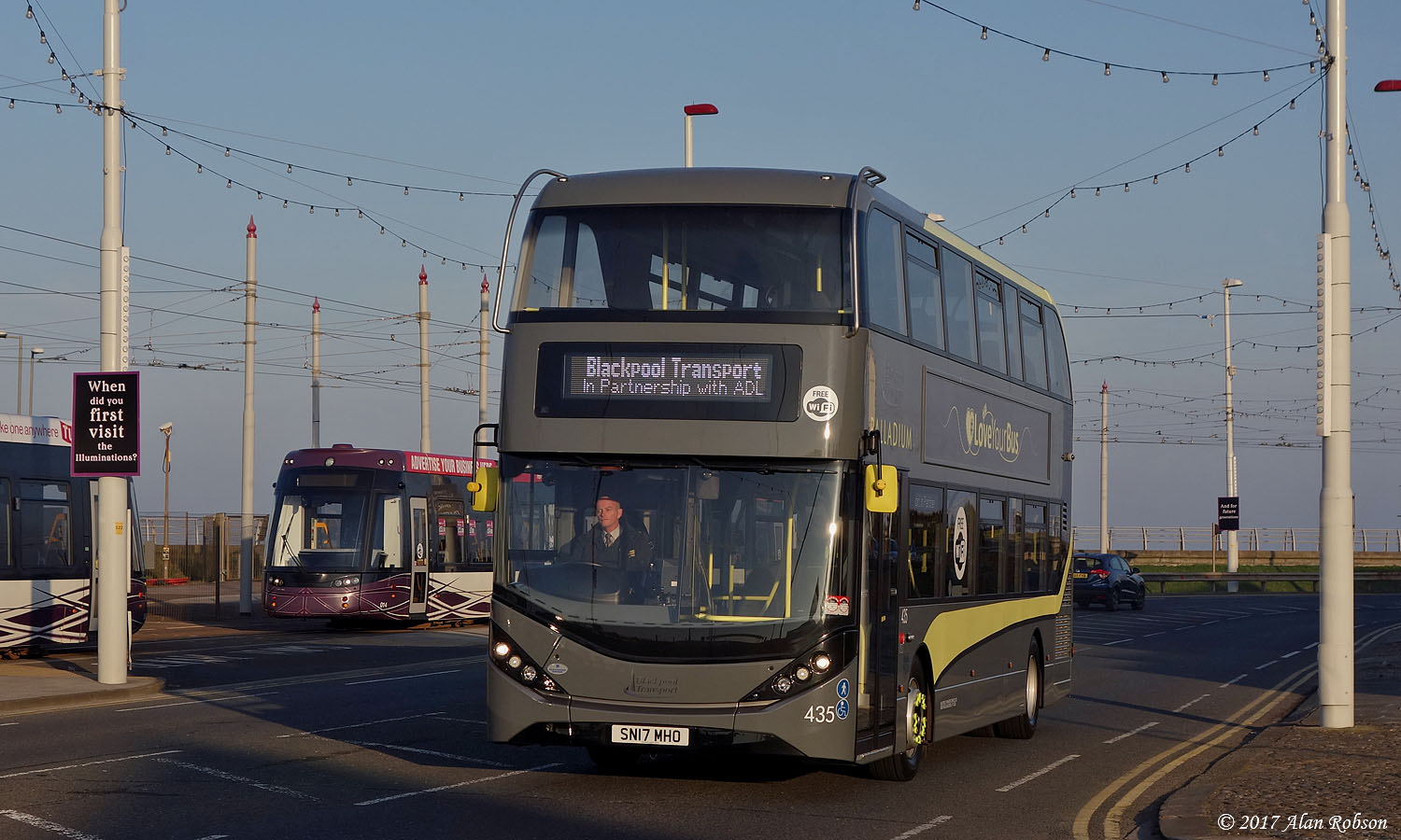Blackpool Tram Blog: 2017 Enviro 400 City Launch Day
