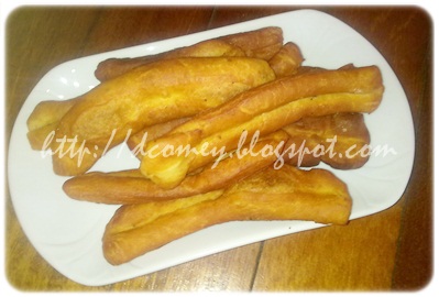 cOmOt cOmEy kEhiDupaN..: Cakoi kembar Pak Tongku