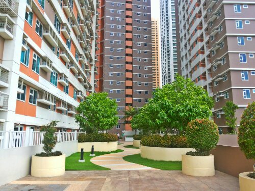 Affordable Property Listing of the Philippines: One Gateway Place ...