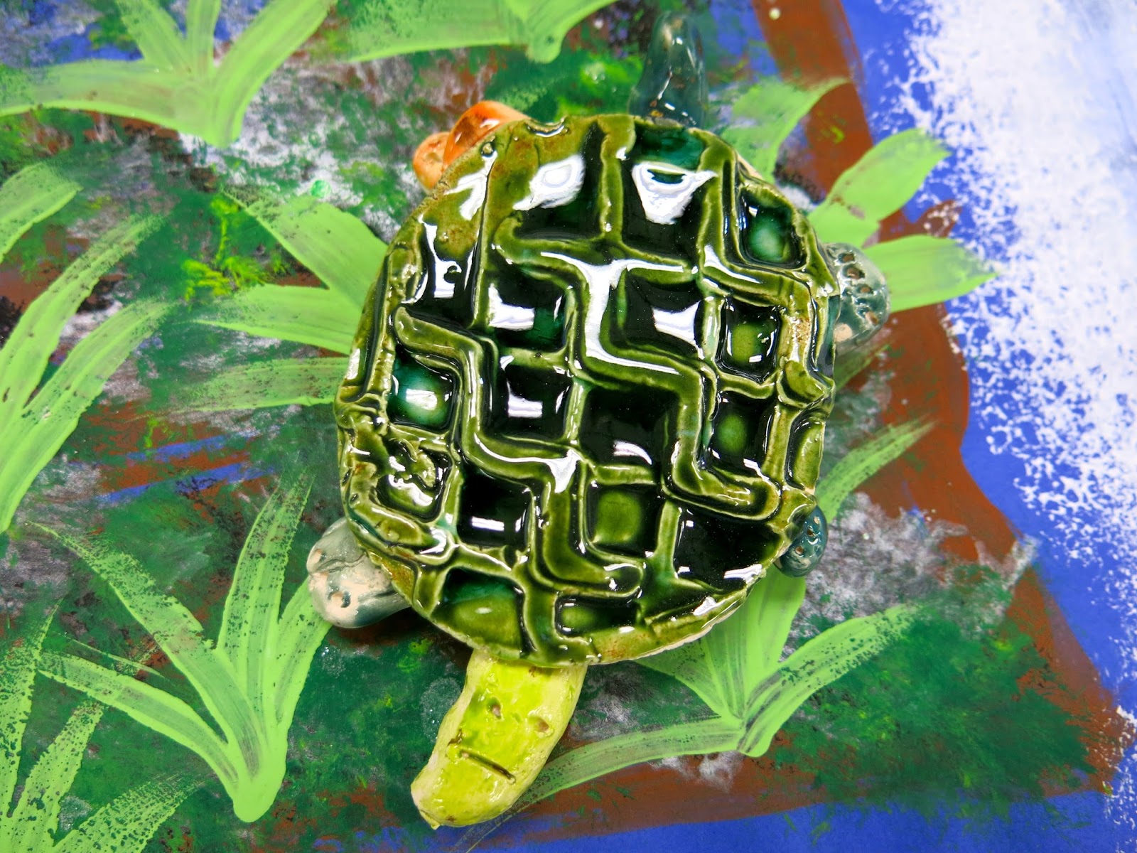 Cassie Stephens: In the Art Room: Clay Texture Turtles!