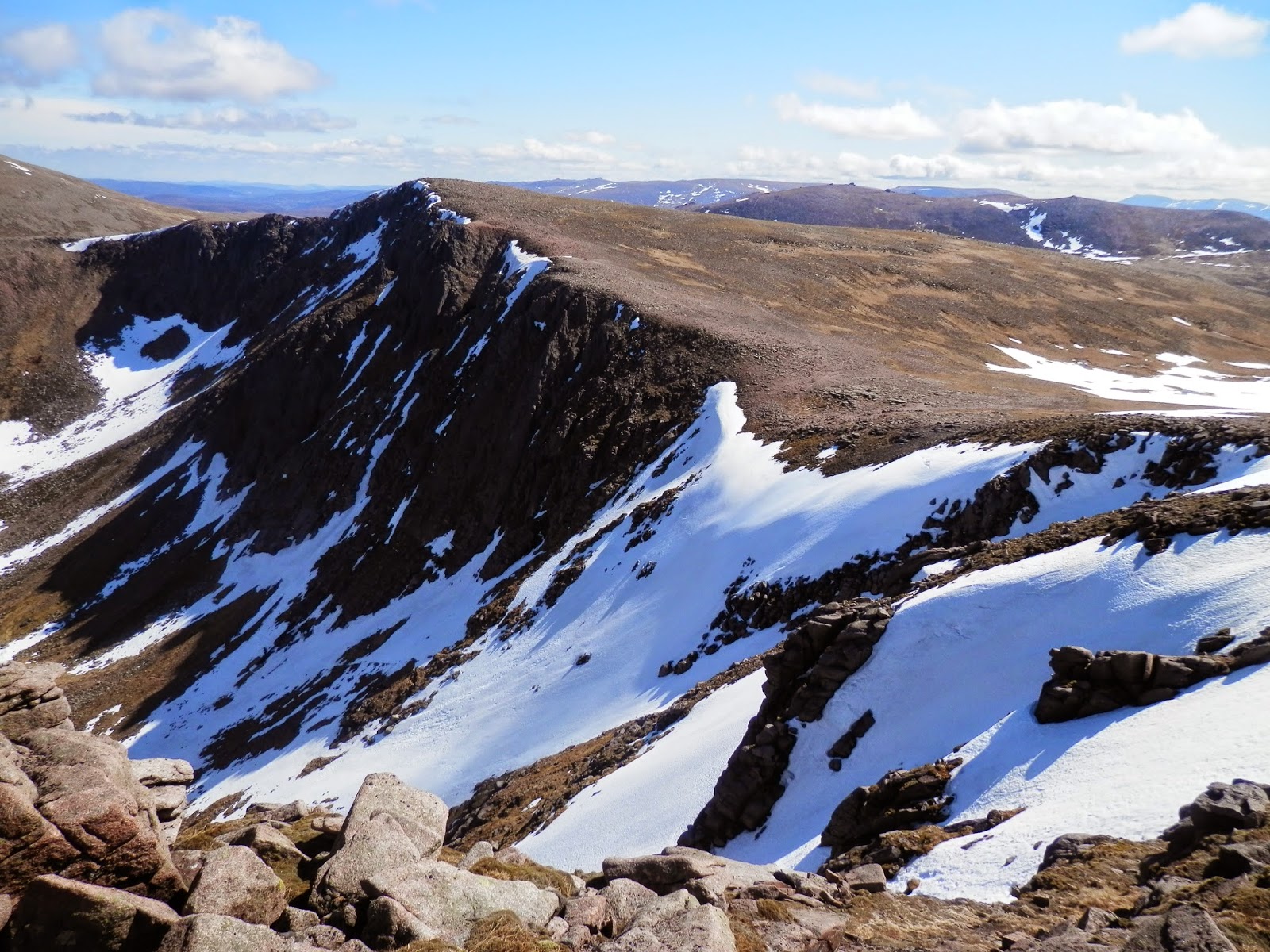TARMACHAN MOUNTAINEERING: BEN MACDUI & CAIRN GORM BY THEIR FINEST ROUTES