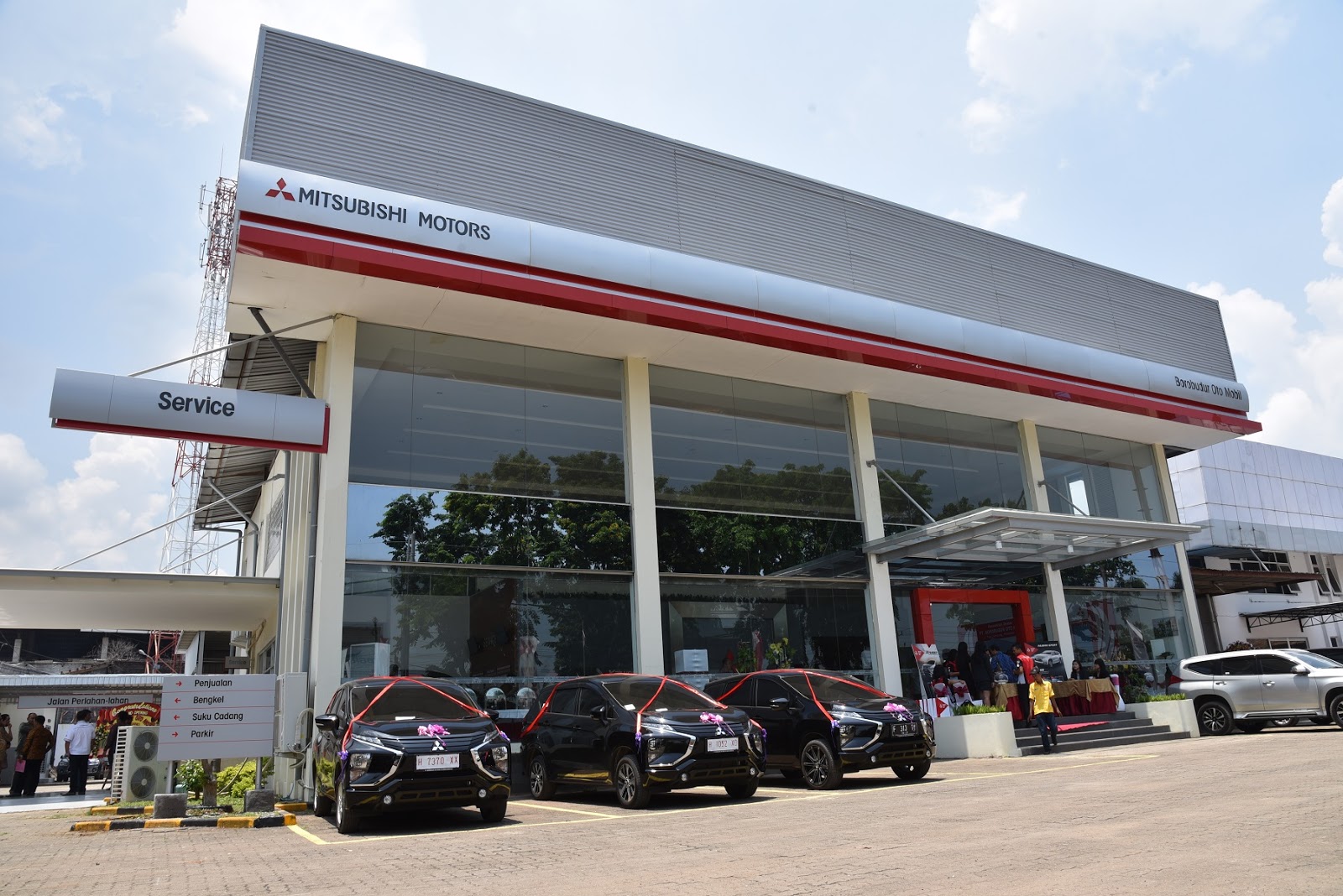Mitsubishi Kembali Perkenalkan Diler Baru di Semarang