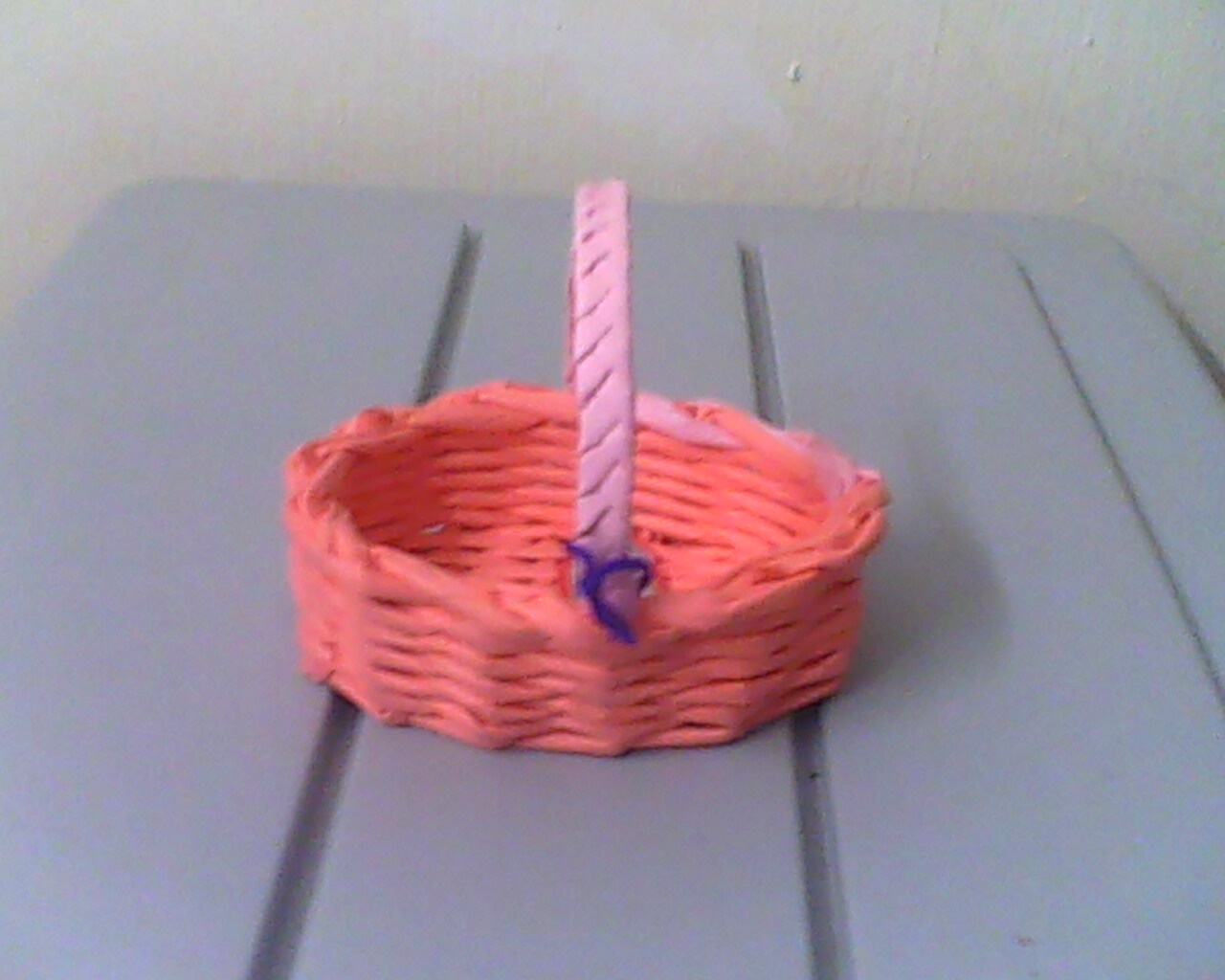 BAKUL KERTAS A4: TEMPAHAN BAKUL KERTAS DAN KHIDMAT TUNJUK AJAR