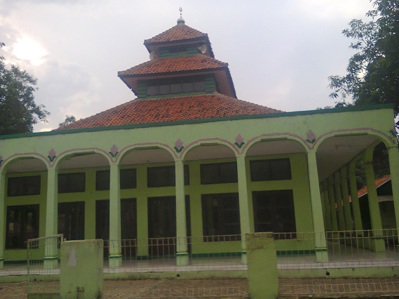 KANTOR BALAI DESA DAN MASJID SE-KECAMATAN KERTAJATI MAJALENGKA ...