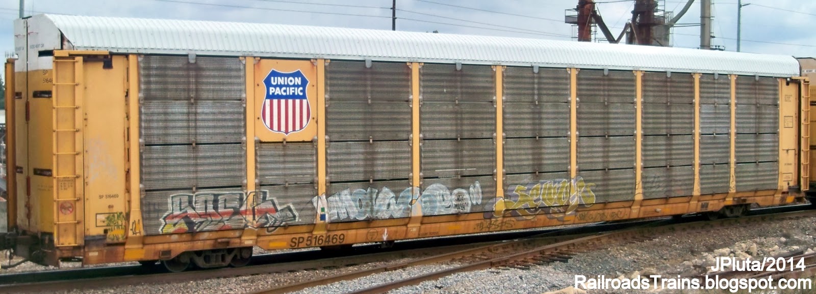 RAILROAD Freight Train Locomotive Engine EMD GE Boxcar BNSF,CSX,FEC ...