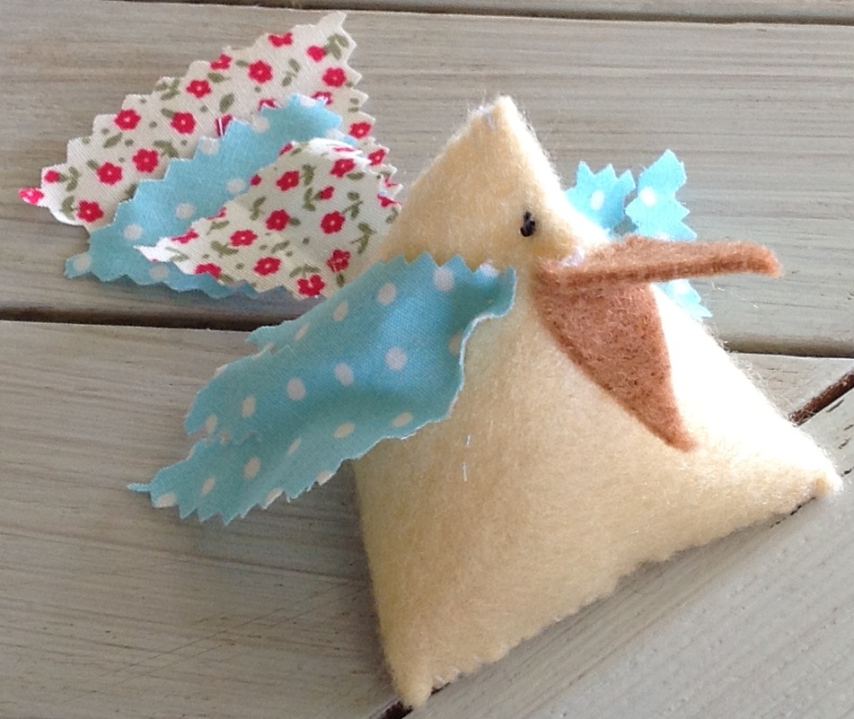 Holloughby: Sewing Tuesday: Triangle bird bean bag.