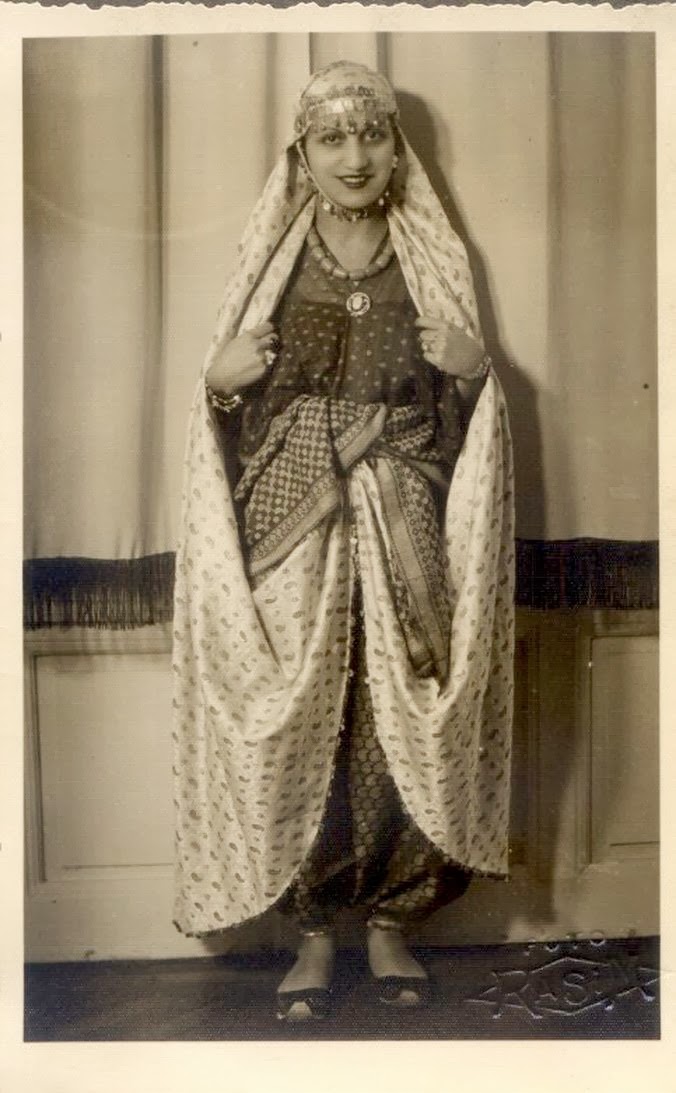 Aspundir: Turkish Portrait Photography - 1920-1930-s