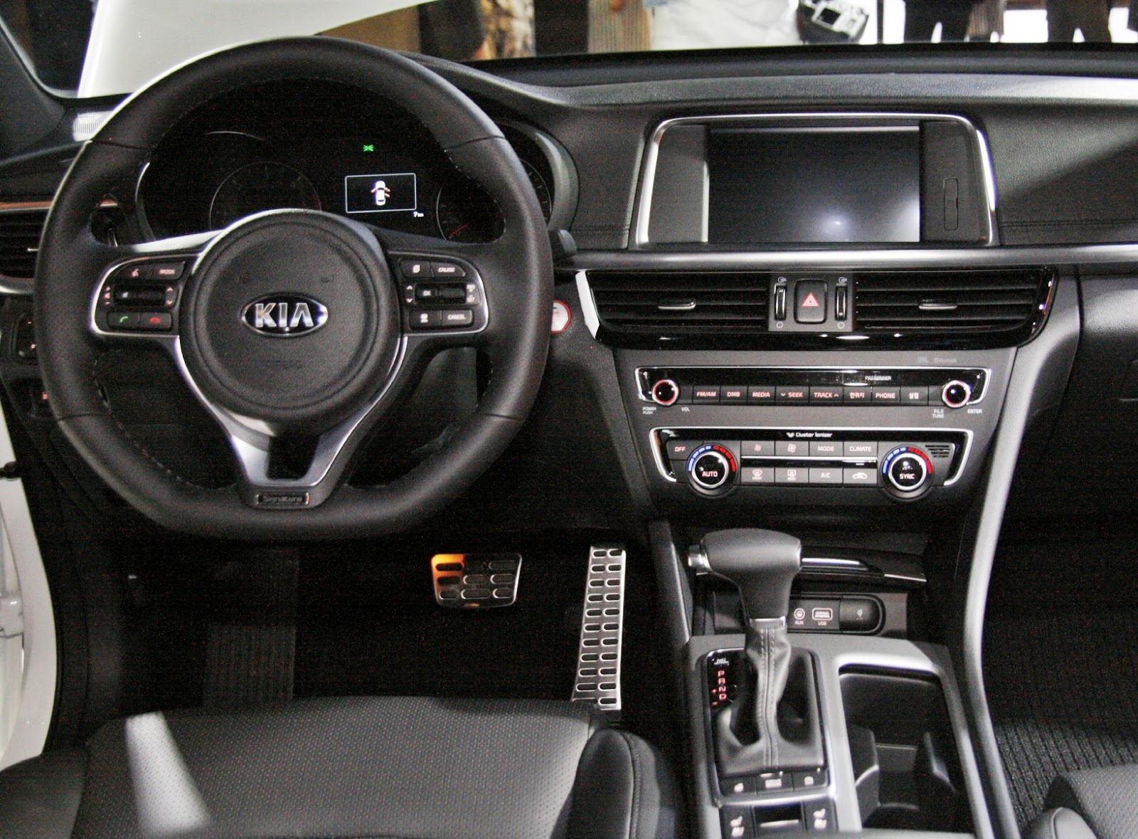 데일리티 : 기아차, ‘2017 K5’, ‘K5 PHEV’ 출시