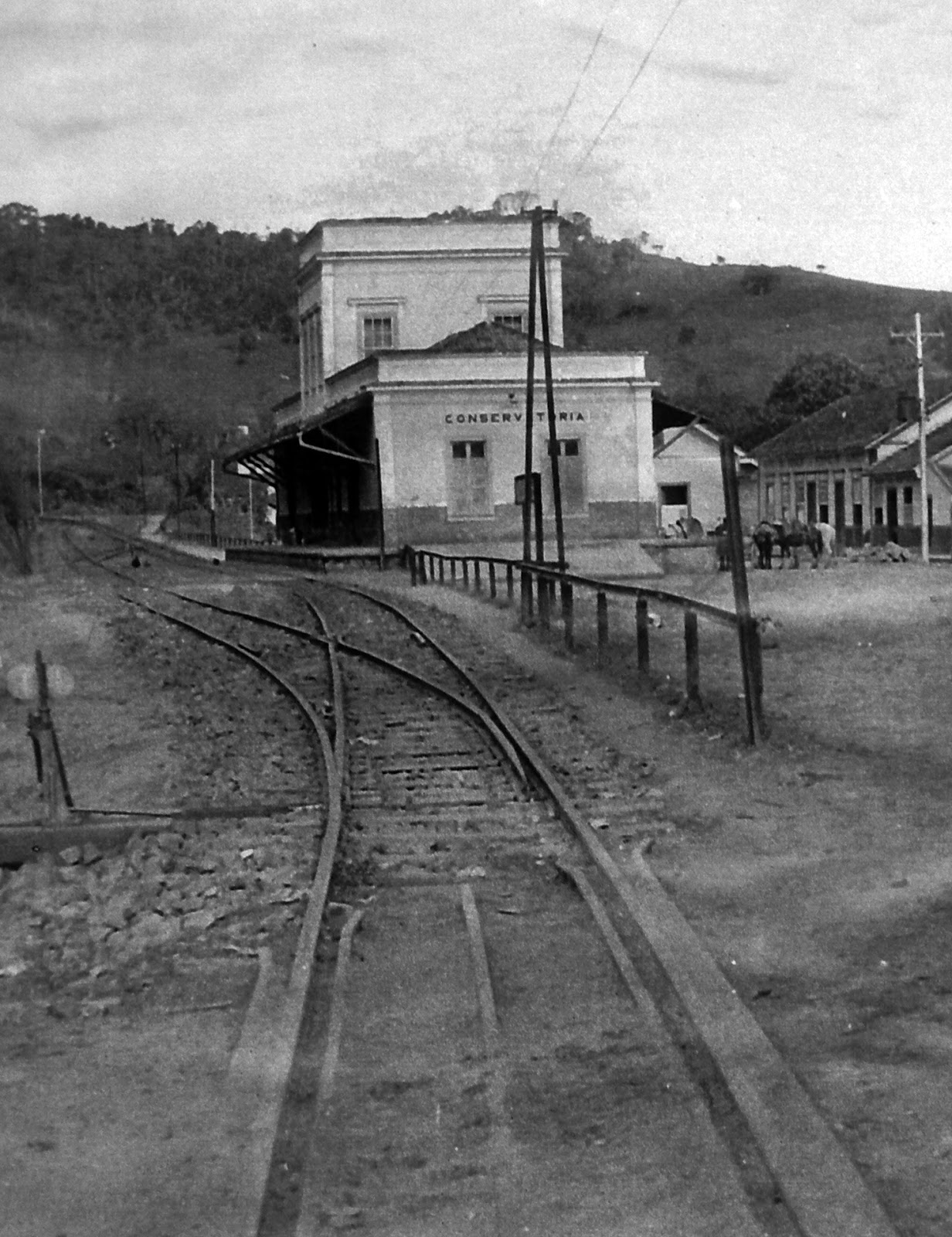 UMA VIAGEM PELOS TRILHOS DA CENTRO OESTE: Estação de Conservatória (RJ)