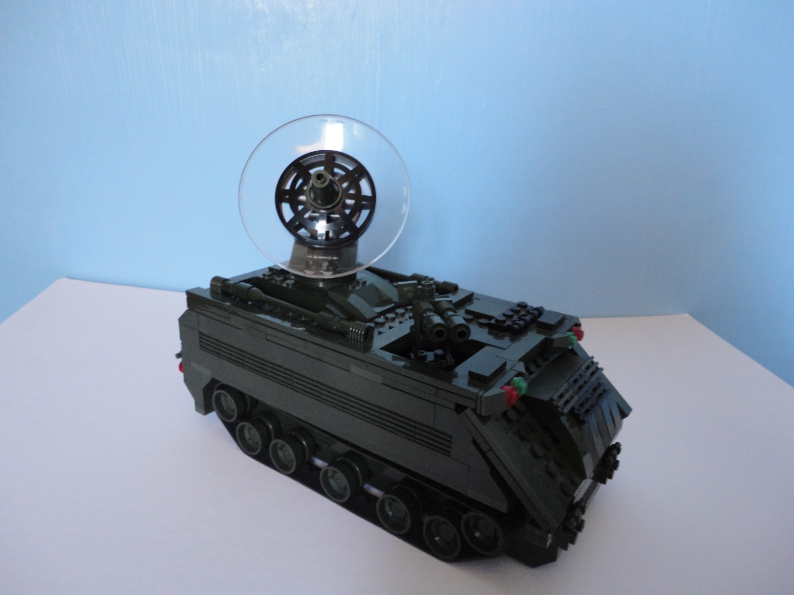 LEGO CREATIONS: Lego Creation: Custom M113 Surveillance Tank