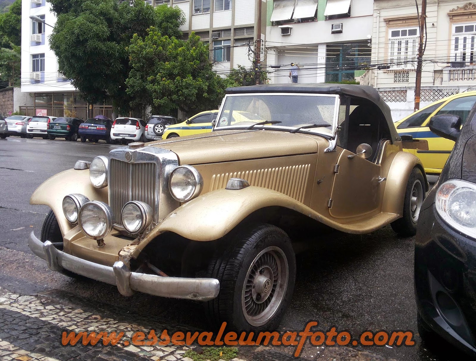 Registros Automotivos do Cotidiano: MP Lafer 1976