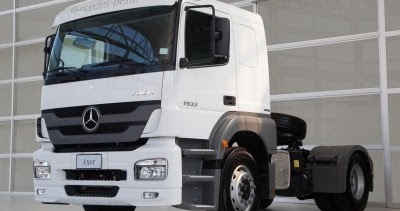 MERCY AXOR JAKARTA: TRACTOR HEAD MERCY AXOR