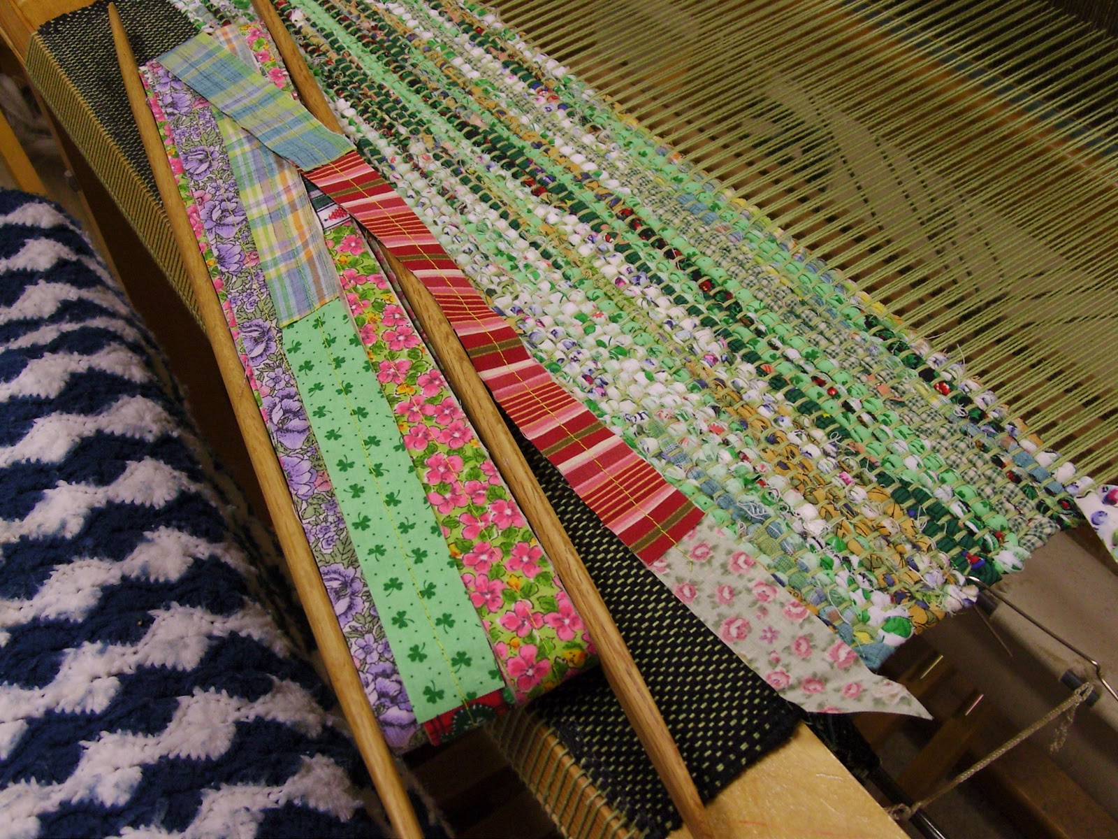 Daisy Hill Weaving Studio: Finishing a Long Rug Warp