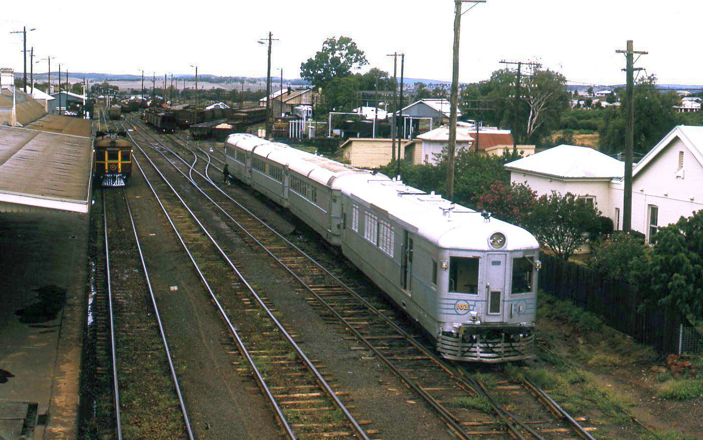 transpress nz: the 'Silver City Comet' at Parkes, NSW, 1973