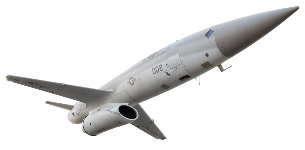 저가형 공격 무인기 Kratos XQ-222 Valkyrie /UTAP-22 Mako