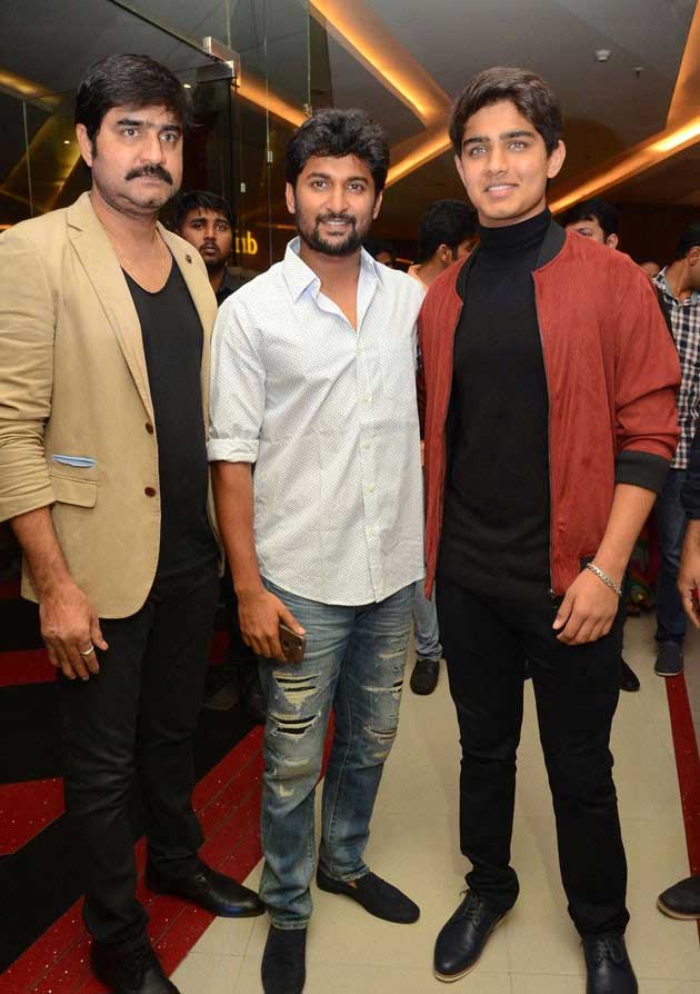 Telugu Actor Srikanth Ooha Family Photos