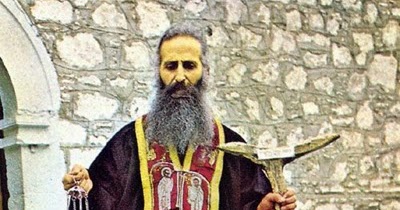 Saint Iakovos Tsalikis of Evia (November 22nd) : r/OrthodoxChristianity