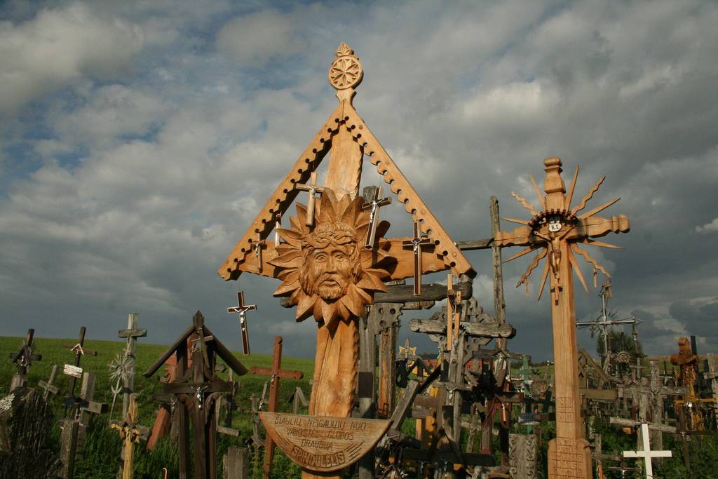 Lithuania’s Hill of Crosses ~ Kuriositas