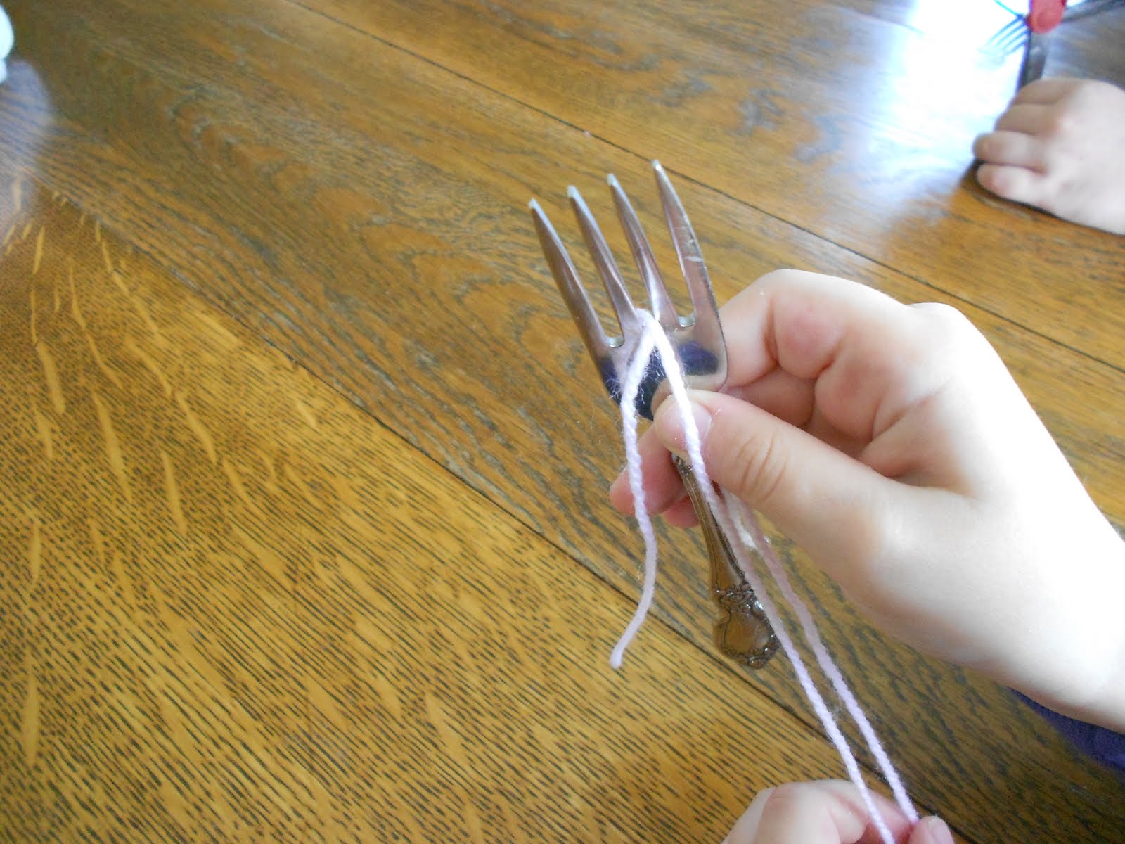 Almost Unschoolers: Fork Weaving