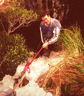 Footless Crow: August 2012