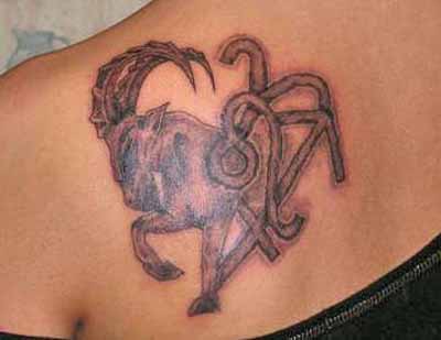 Tatuaje zodia Capricorn