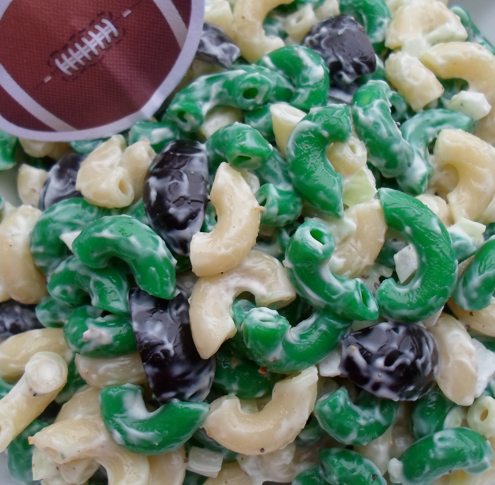 Happier Than A Pig In Mud: Team Colors Dyed Pasta Salad -Philadelphia ...