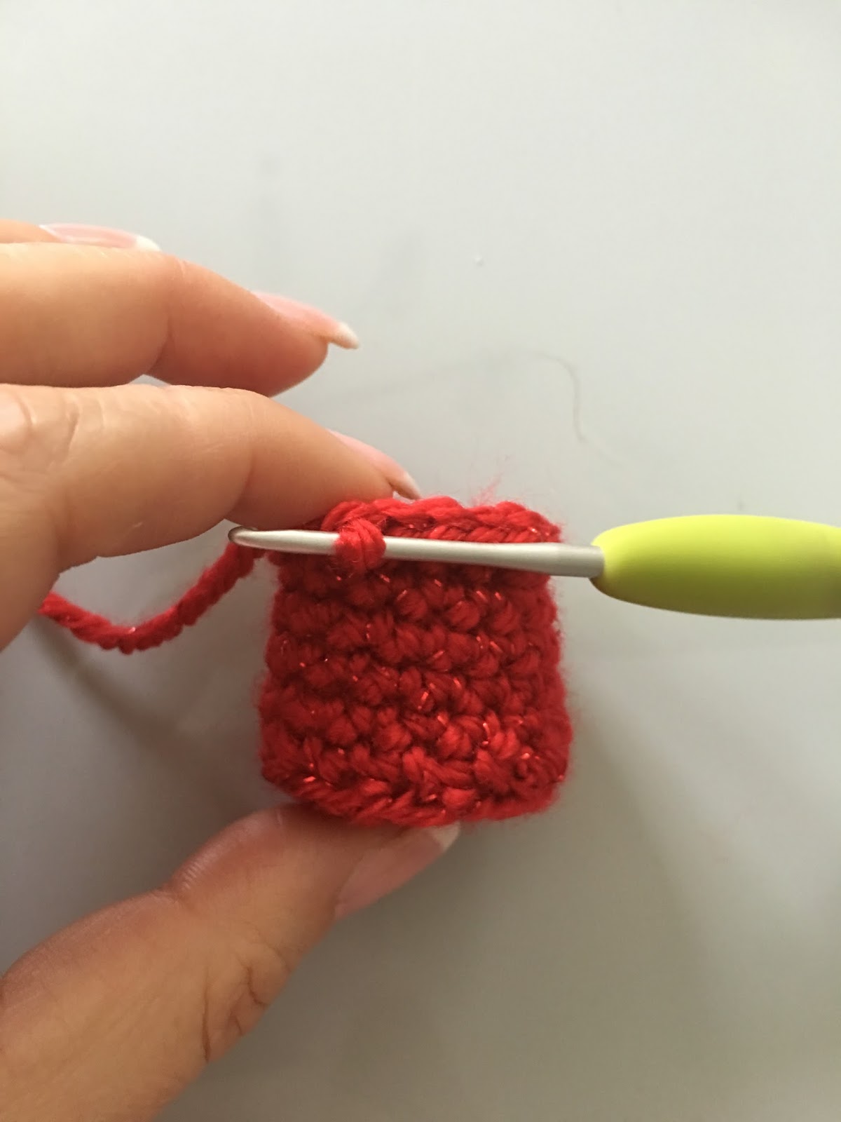 Annoo's Crochet World: Nail Polish Amigurumi Free tutorial