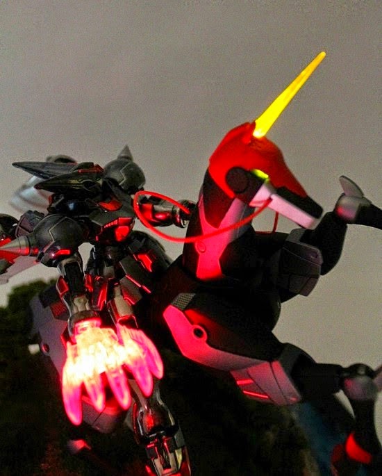 Gundam Family: HGUC 1/144 Master Gundam + Fuunsaiki Diorama Custom Build