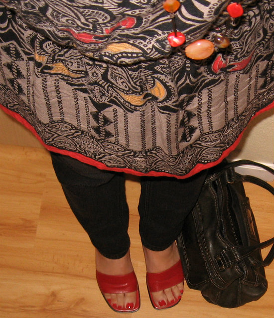 Dreamz~n~Wishz : Tunic Over Black Jeans