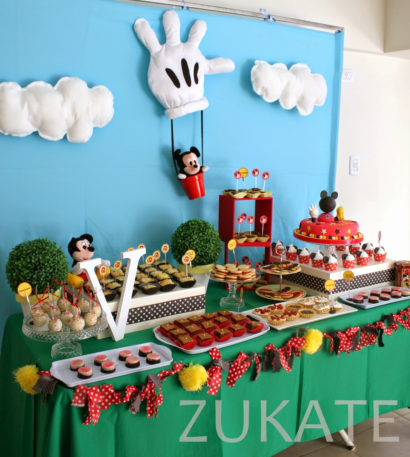 fiesta+club+house+mickey.JPG (1434×1600) | La casa de mickey mouse ...
