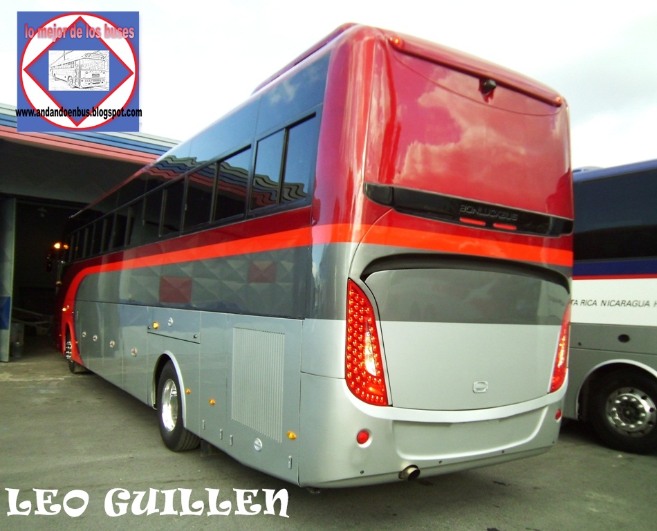 ANDANDO EN BUS: HISTORIA DE BONLUCK BUS