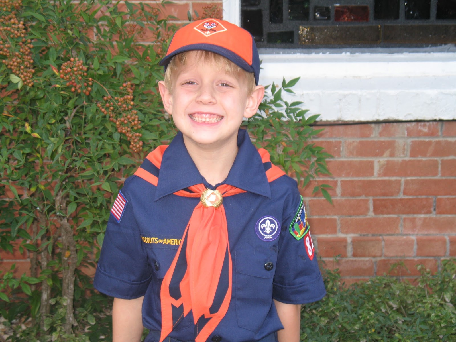 Our Hopeful Life - Welcome to the Mueller Family!: Cub Scout Crossover!