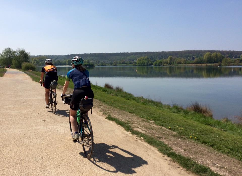 Charlotte's Web: 3 bikes, 1100km, 4 seasons and A LOT of croissants...
