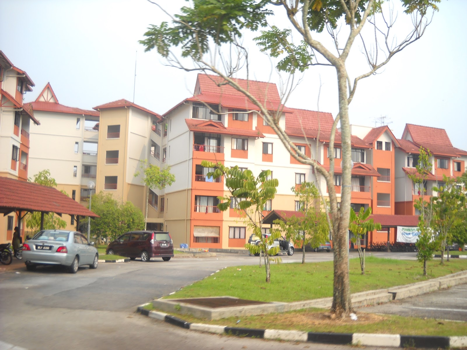 zaabarians: kampus baru upsi