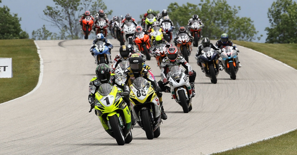 Stu's Shots R Us: AMA Pro Road Racing Reviews AMA Pro Motorcycle ...