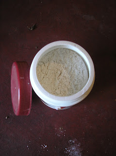 Mike's Apartment--Backyard Garden Blog: Propagating African Violets for ...