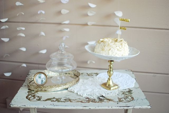 postcards and pretties: {guest post} diy dessert table backdrop from ...