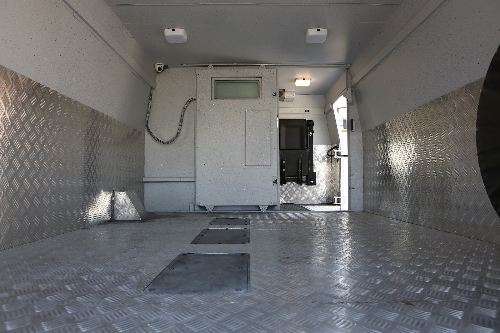 Armored Cars: Armored Ford F550