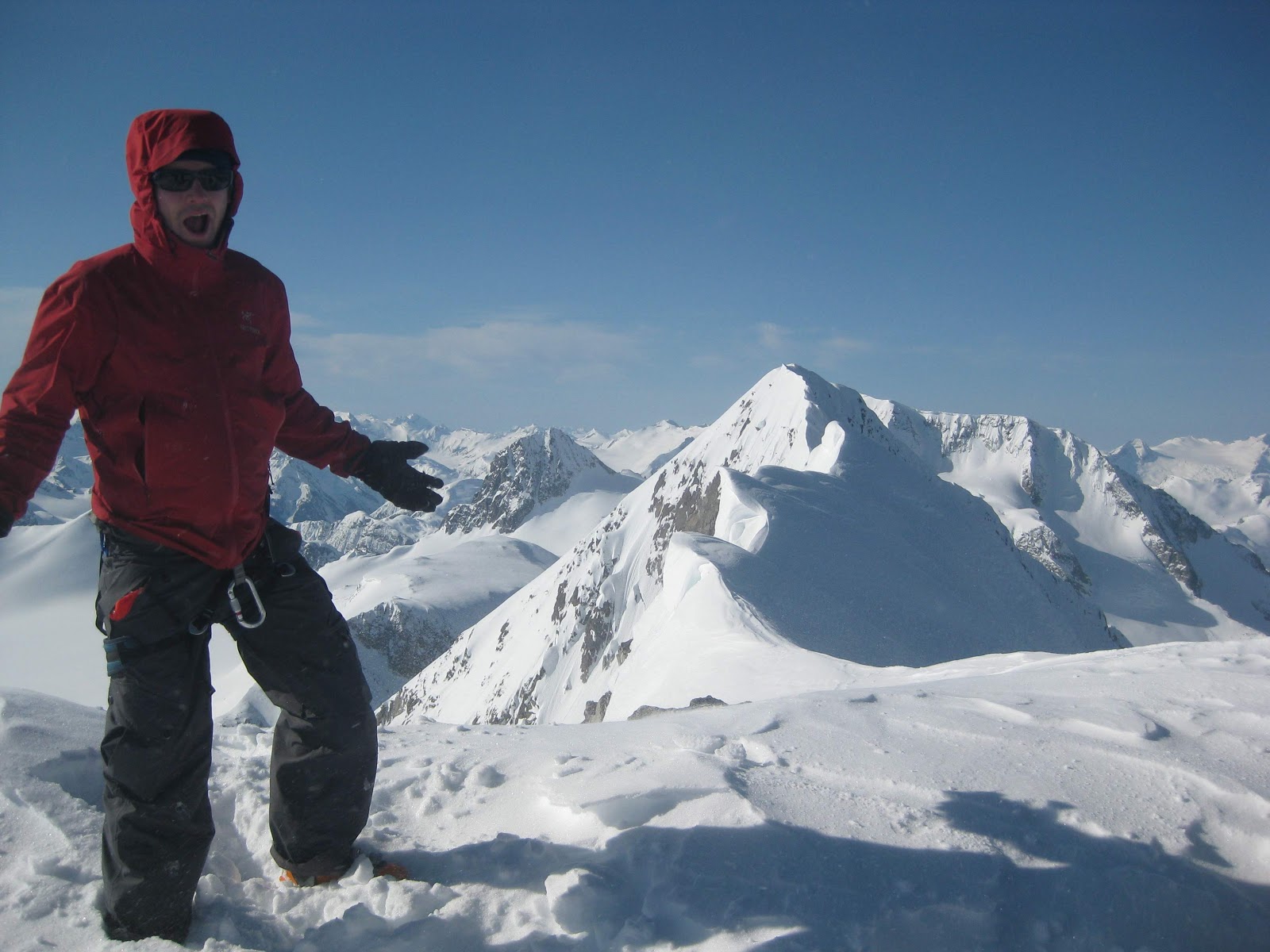 Mt Currie, Owls and Mt Weart ski expedition. | HundredGrandDan