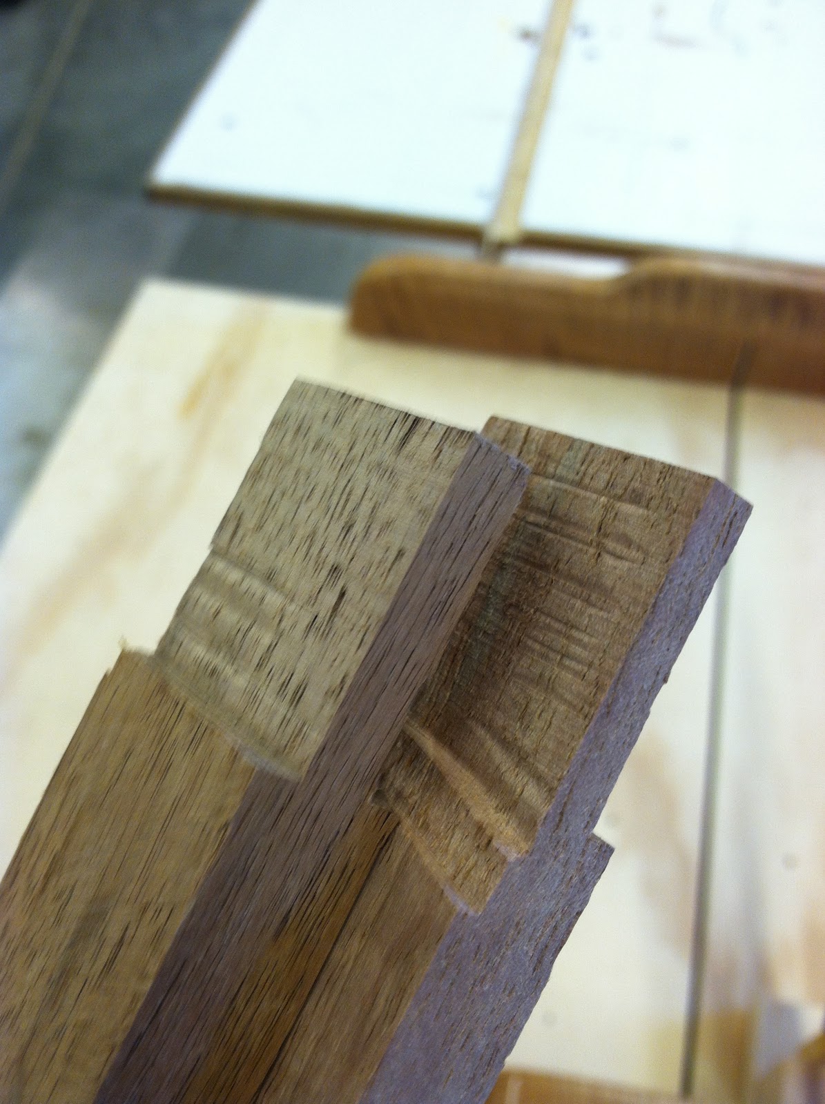 RusticWorks - Wood Working Photo Journal: Norm Abrams Style Router Table