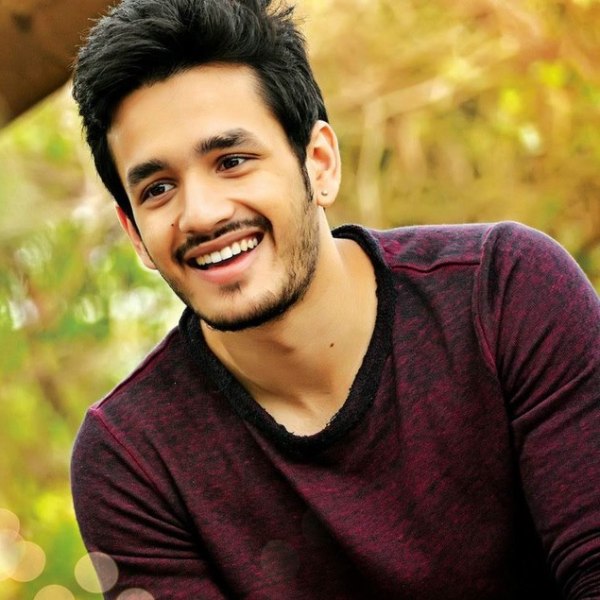 Akhil Movie Review, Rating, Premier Show Fans Talk: Akkineni Akhil ...