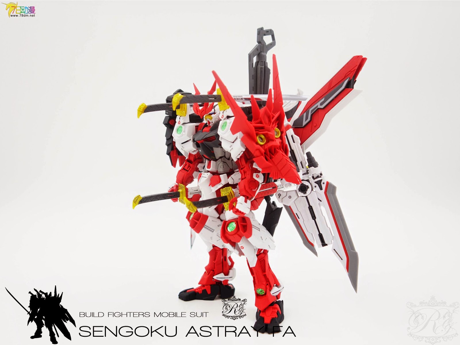 Gundam Family: MG 1/100 Sengoku Astray Gundam "Ver Full Armor" Custom Build