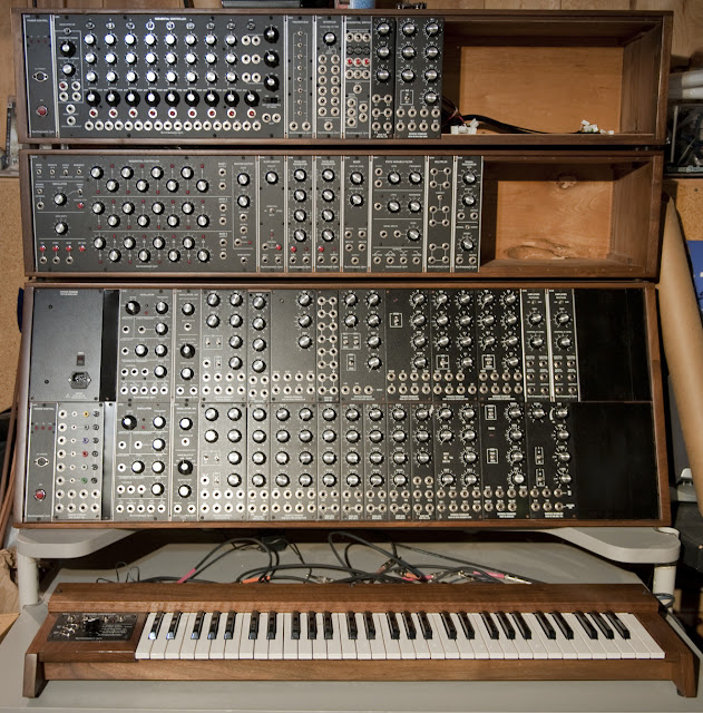 MATRIXSYNTH: Large MOTM / Synthesizers.com (dotcom) Modular Synthesizer ...