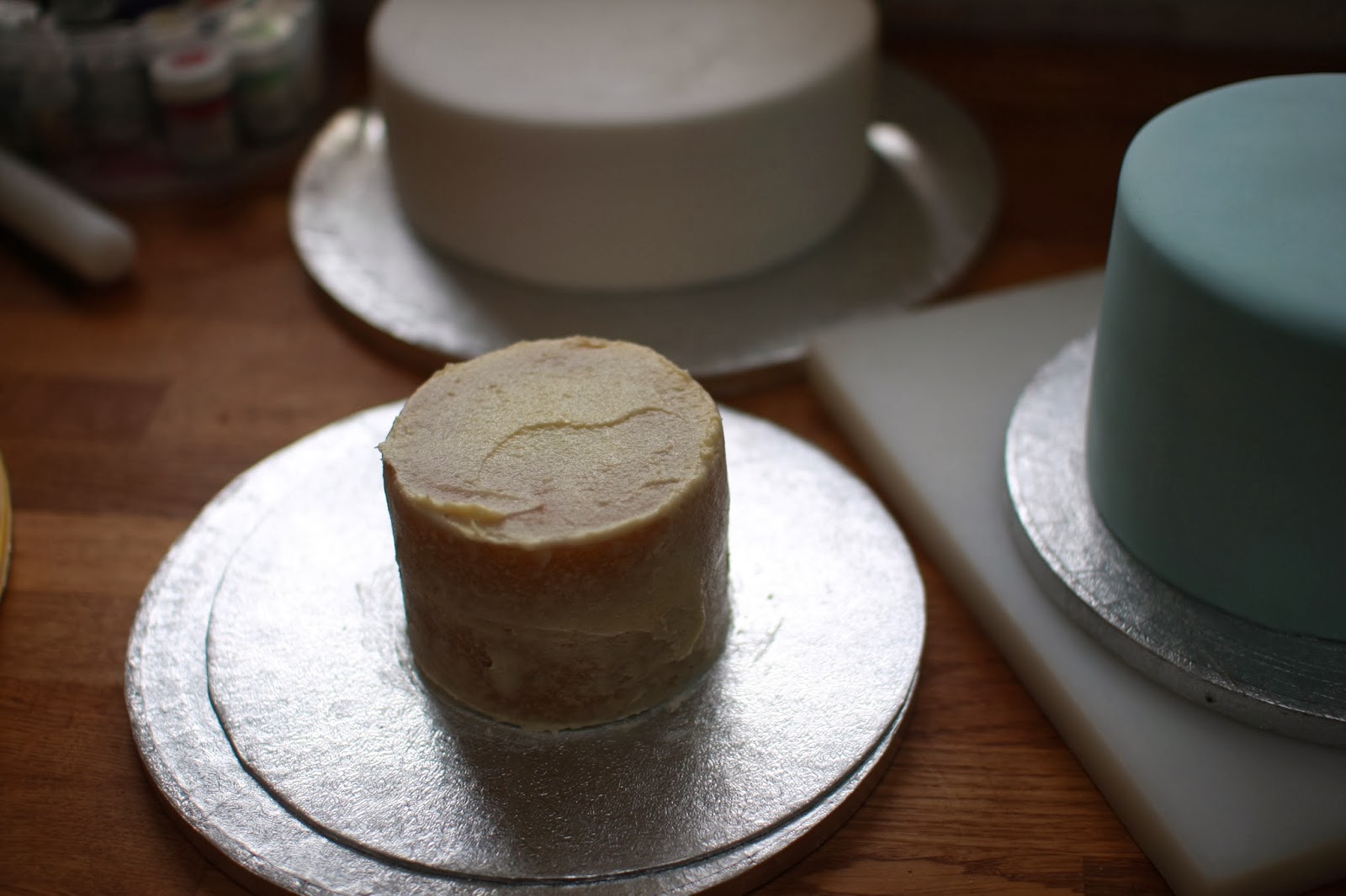 George's Marvellous Cakes: The smallest wedding cake ever!