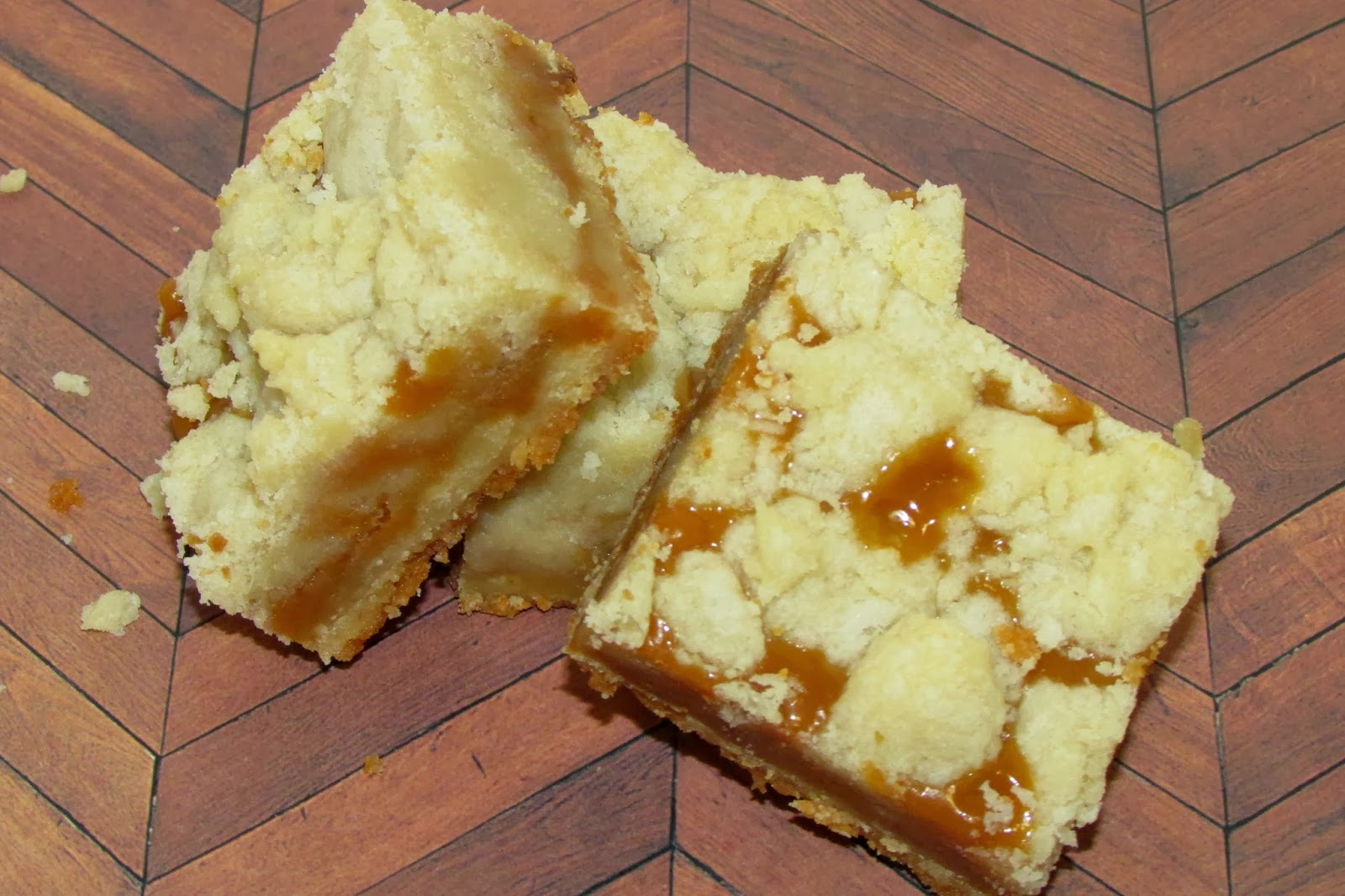 Baker Becky: Salted Caramel Butter Bars