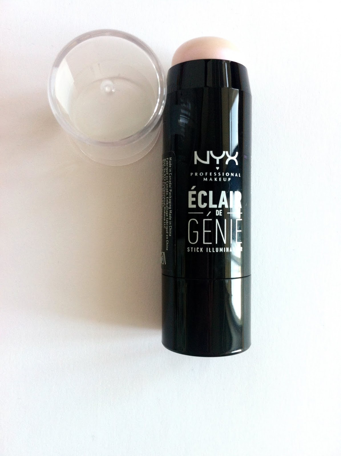 Silvena Make Up: NYX Strobe Of Genius Holographic Stick