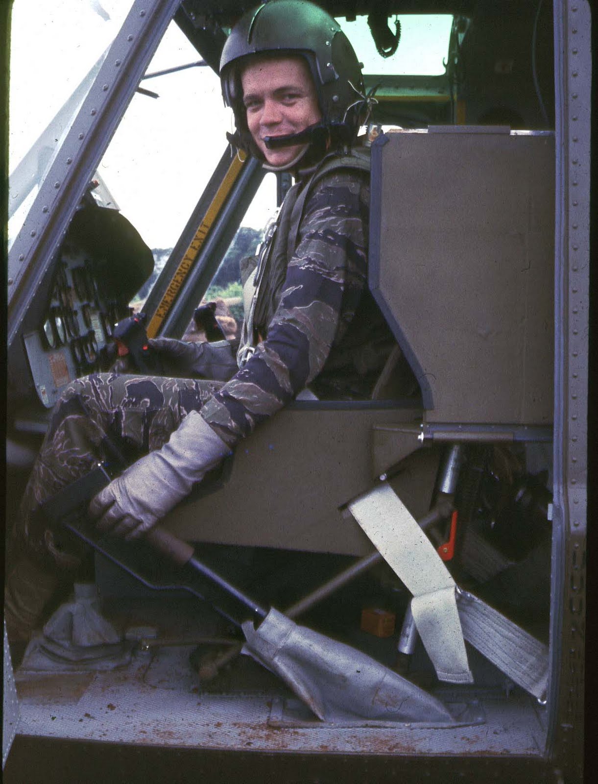 Cuộc Chiến Bí Mật / The Secret War: MACV-SOG / Military Assistance ...