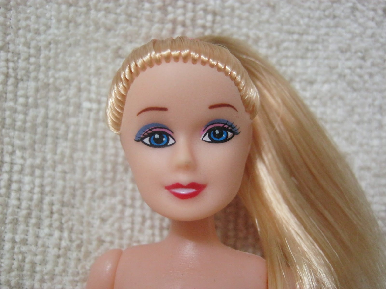 Decraft Shoppe: Cake Topper - Doll for Barbie Doll Cake (Small size)